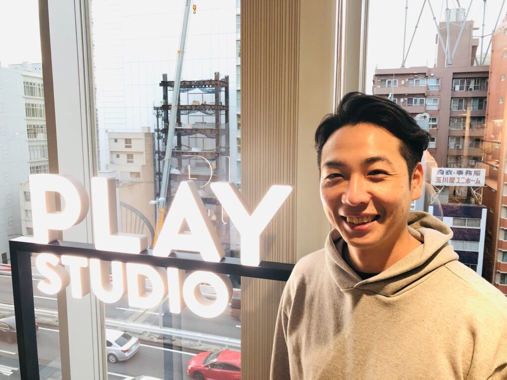 【PLAY STUDIOスタッフ紹介No.03】 サポート好きなベテランスタッフの三田地 - studio.play.jp