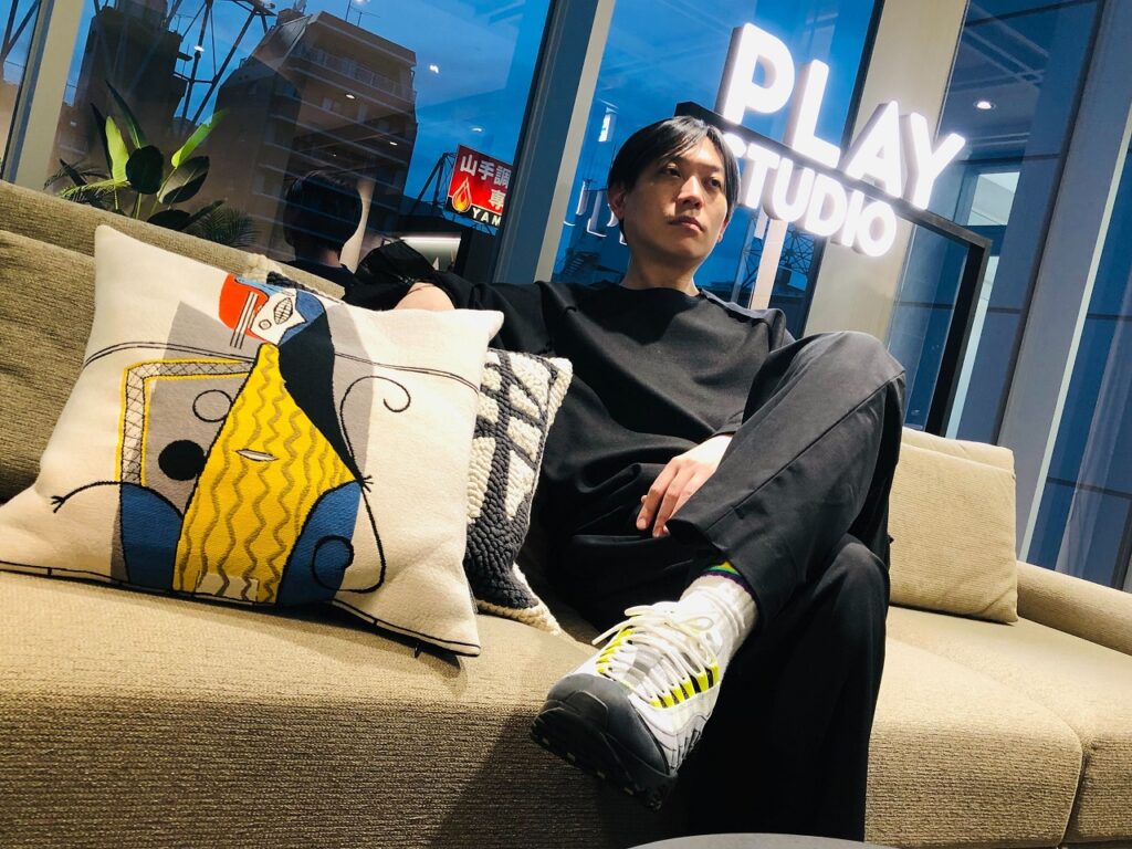 【PLAY STUDIOスタッフ紹介No.04】 未経験入社でも全国で大活躍中の真貴 - studio.play.jp